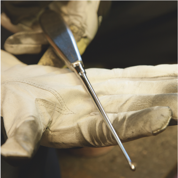 Kirurgiska instrument i världsklass & operationsbord för C-båge - STILLE